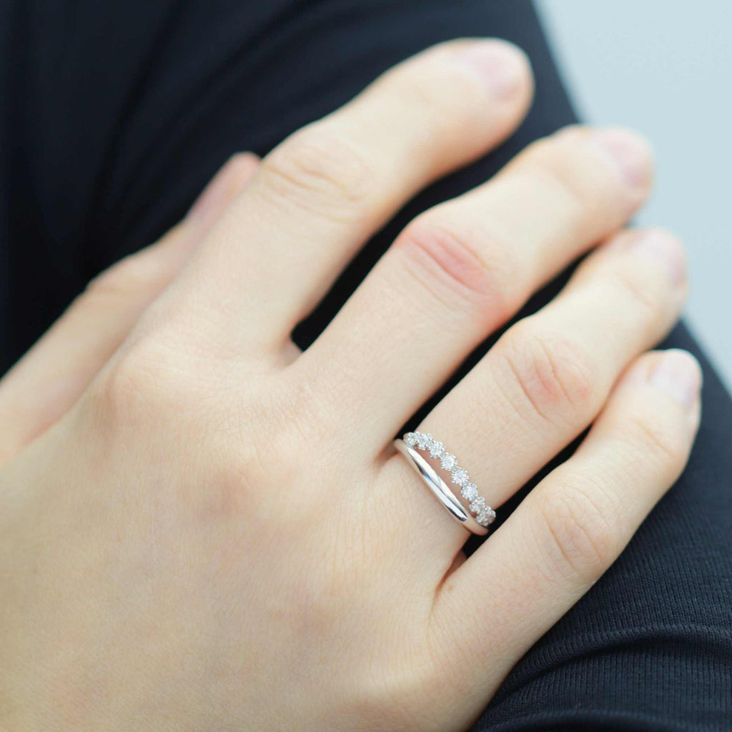 Satinski crystal wave resizable stacking ring